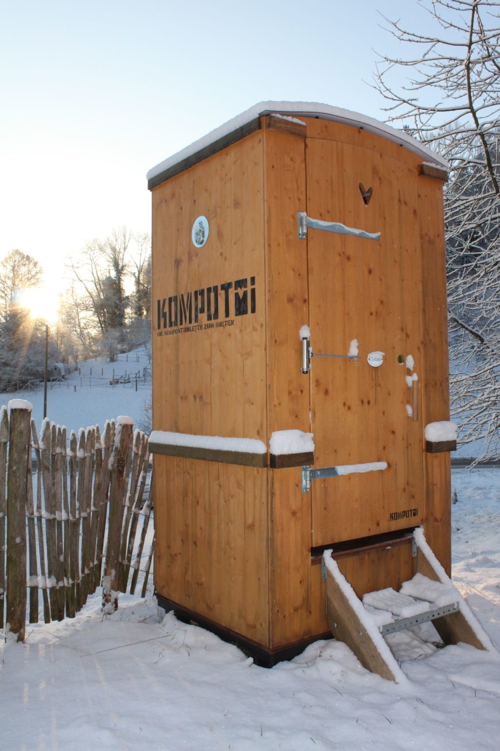 Kompotoi - die Komposttoiletten - SWISS STARTUPS